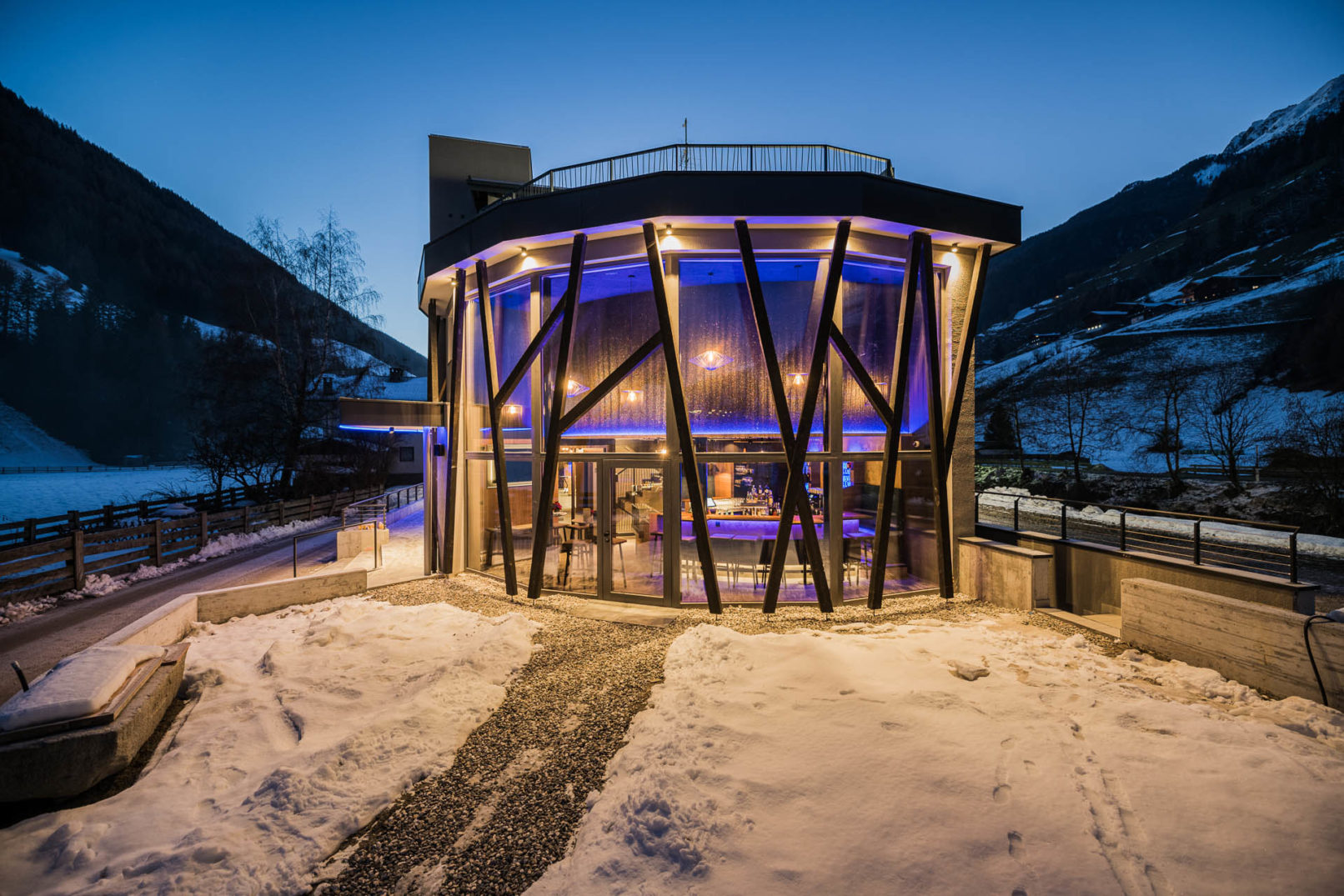 Projects - Wodnar Design